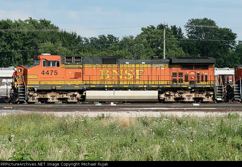BNSF 4475